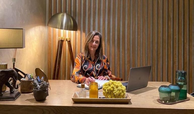 Eleştirel Sanat Sohbetleri | Feride Çelik
